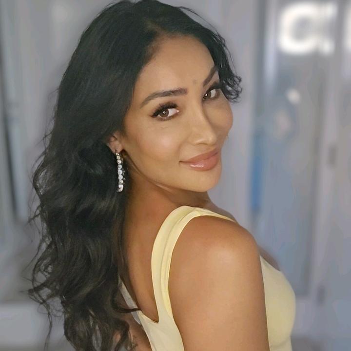 🦄 @divinesofiahayat - Sofia Hayat - TikTok