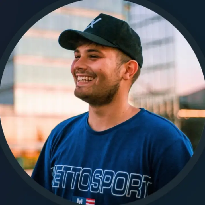 Dennis Bro - @dennisbro_TikTok Аналитика | Профиль, видео, хэштеги | Exolyt