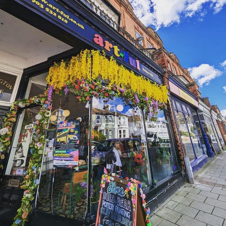 🦄 @artfulpotterycafe - art-ful - TikTok