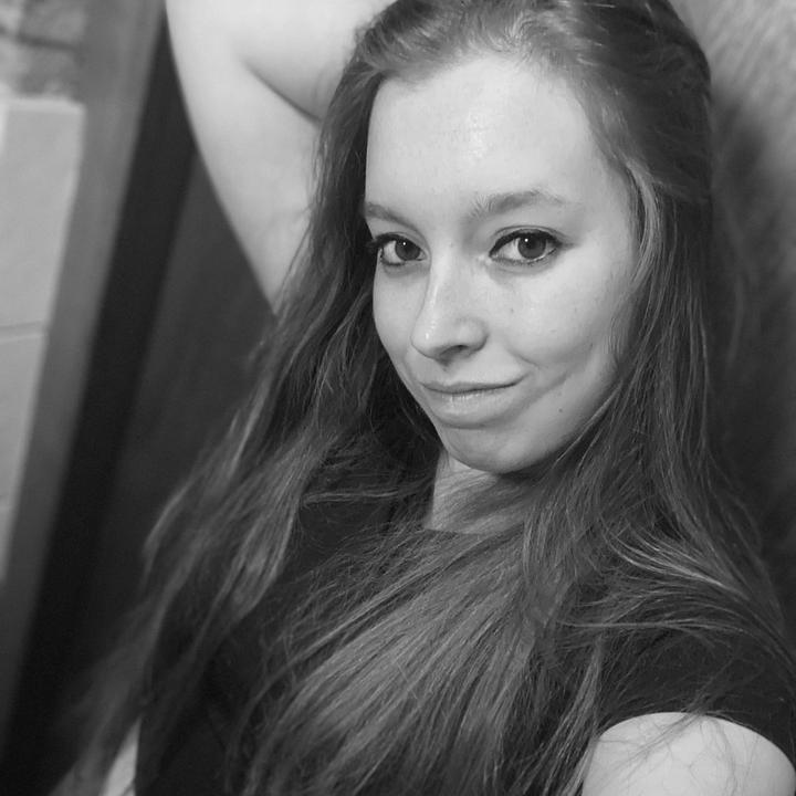 Was een moeilijke keuze maar dit blijft de nummer 1 kerst film 🙈🙈🙈 ...