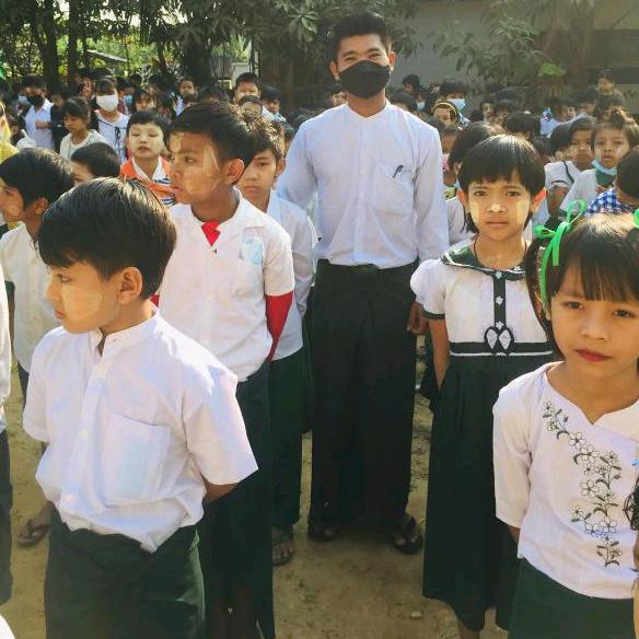 🦄 @tr.myogyi - U MYO WIN HTET 🏻 🏻( chit loo - TikTok