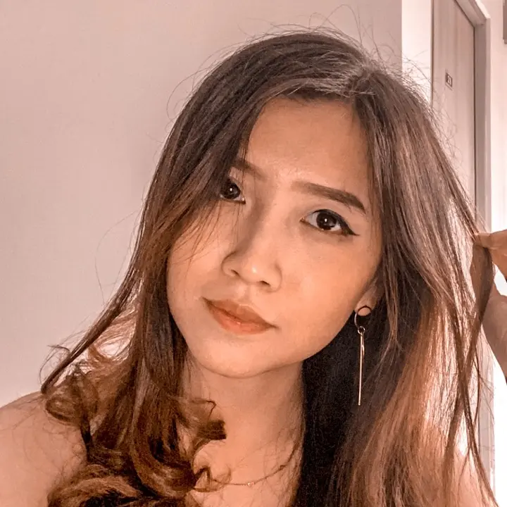 Evelyn Hutani – Аналітика TikTok для @hutanhutani | Профіль, відео та хештеги | Exolyt